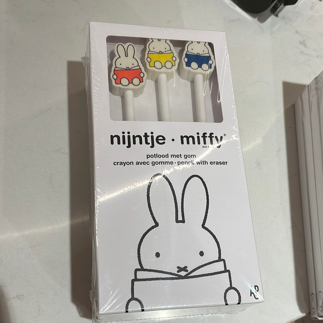 MIFFY & FRIENDS Miffy reads PENCIL set 21.5cm – MeeQ